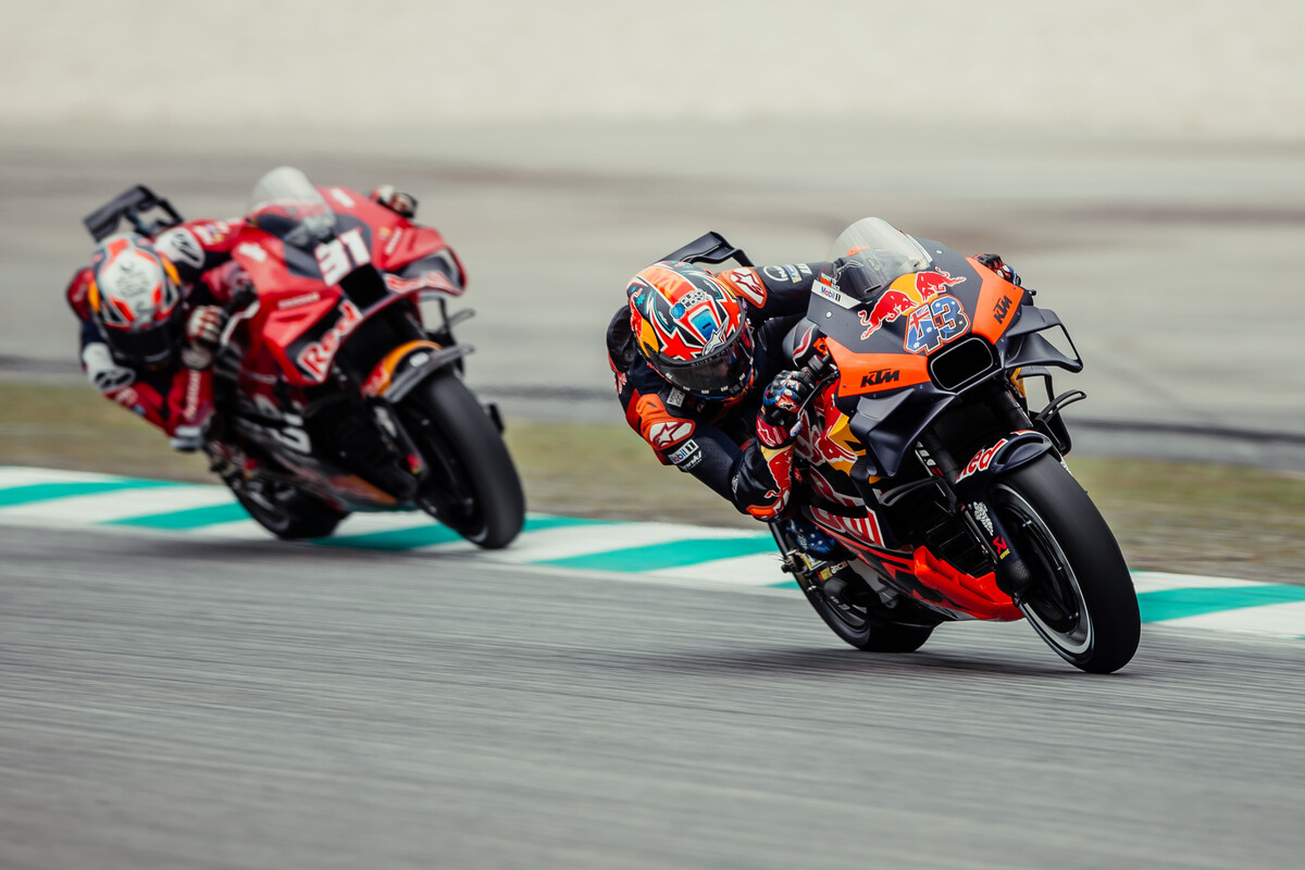 KTM dijangka tarik diri dari MotoGP 2026, Lewis Hamilton bakal buat ...